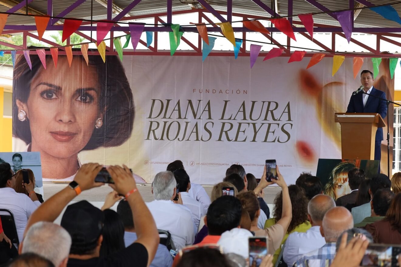 “Un beso hasta las estrellas, mamá”: Colosio Riojas inaugura la ...